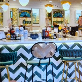 BAY LOCAL EATERY - Updated July 2025 - 355 Photos & 102 Reviews - 1640 ...