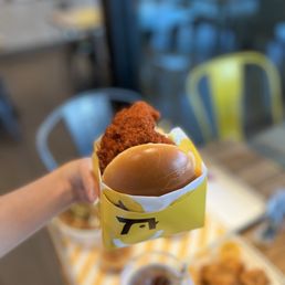STARBIRD CHICKEN - Updated October 2025 - 370 Photos & 295 Reviews ...