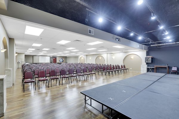 MIDTOWN SQUARE MALL - 17 Photos - 3333 W Division St, St. Cloud ...