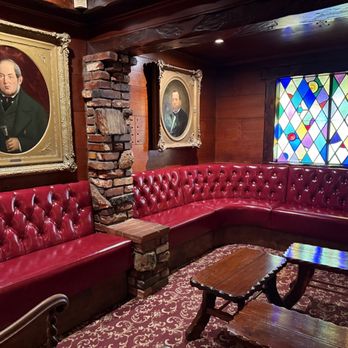 THE MAGIC LAMP INN - Updated June 2025 - 429 Photos & 281 Reviews ...