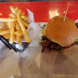 BRGR STOP - Updated October 2025 - 1488 Photos & 1062 Reviews - 4301 ...