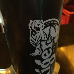 FRANDY BEACH BAR - Updated July 2025 - 14 Photos - 363,Gerai kilat,Batu ...