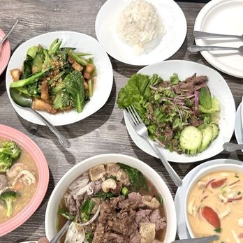 KIN SAEP - Updated July 2025 - 161 Photos & 75 Reviews - 4710 Market St ...