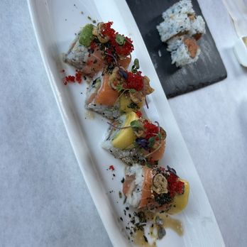 EIGHT SUSHI LOUNGE - Updated October 2025 - 3676 Photos & 1511 Reviews ...