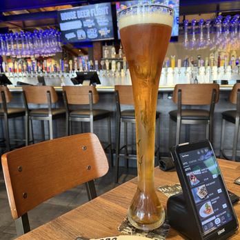 YARD HOUSE - Updated December 2025 - 3724 Photos & 3296 Reviews - 401 ...