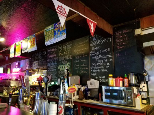 PINE TREE BAR & GRILL - Updated August 2024 - 24 Photos & 31 Reviews ...