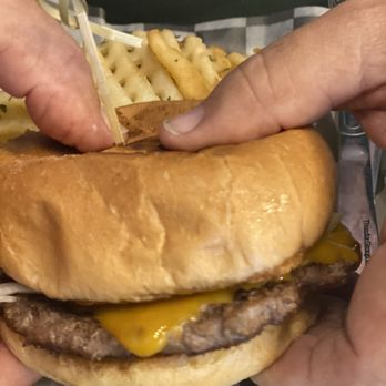 BIG FELLAS ICE HOUSE - Updated May 2025 - 62 Photos & 53 Reviews - 1826 ...