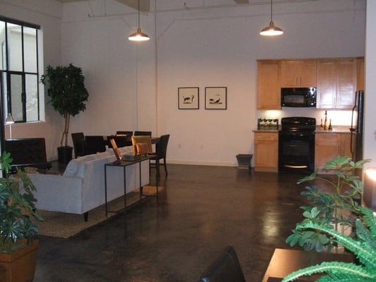 PACKARD LOFTS - Updated September 2025 - 12 Photos - 2355 Broadway ...