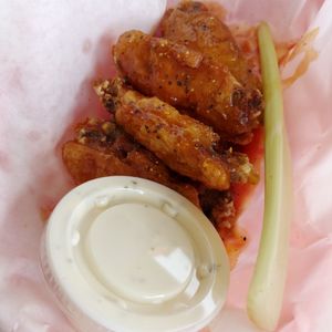 CRICKET’S - 60 Photos & 114 Reviews - Chicken Wings - 3810 Sullivan St ...