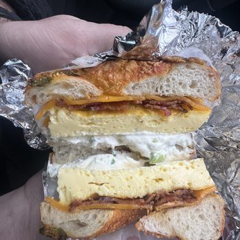 CRIEVE HALL BAGEL - Updated July 2024 - 126 Photos & 140 Reviews - 4825 ...