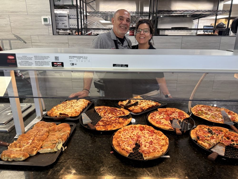 SLICE OF THE HILLZ - Updated September 2025 - 25 Reviews - 5317 Gall Blvd, Zephyrhills, Florida ...