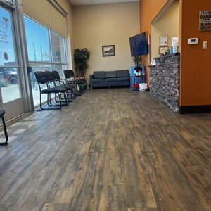 OAK STREET HEALTH - Updated April 2025 - 17 Reviews - 183 W Apache Trl ...