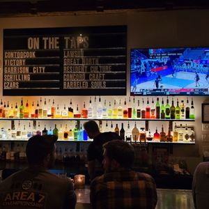 FRIENDLY RED’S TAVERN - Updated September 2025 - 22 Photos & 57 Reviews ...