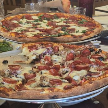 TESTO PEPESTO ITALIAN RESTAURANT - Updated December 2024 - 452 Photos ...