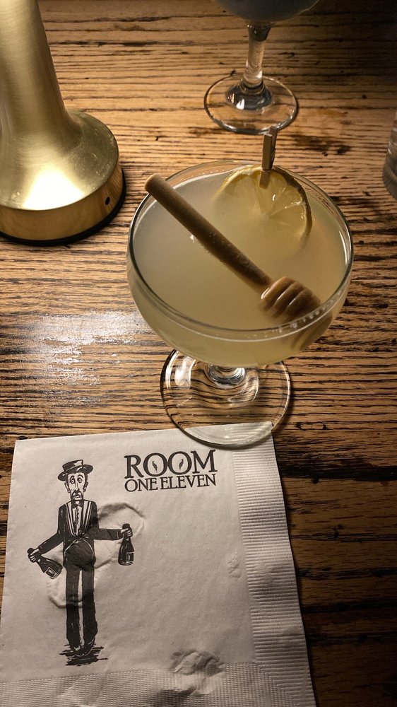 ROOM ONE ELEVEN - 24 Photos & 40 Reviews - 111 E Virginia St, McKinney ...