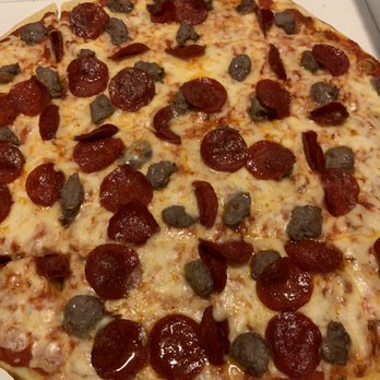 MILWAUKEE CLASSIC PIZZA - Updated October 2024 - 46 Photos & 65 Reviews ...