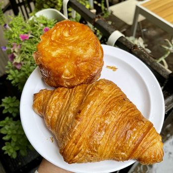 SIMPLE LOAF BAKEHOUSE - Updated December 2024 - 158 Photos & 101 ...