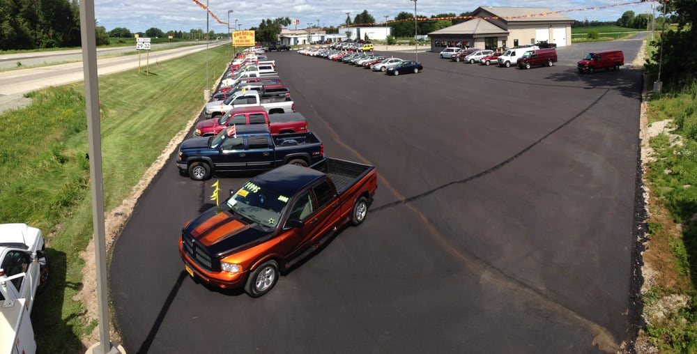 VILLAGE AUTO - Updated December 2025 - 15 Reviews - 1650 Velp Ave ...