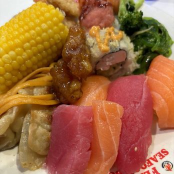 FLAMING SEAFOOD BUFFET - Updated January 2025 - 127 Photos & 71 Reviews ...