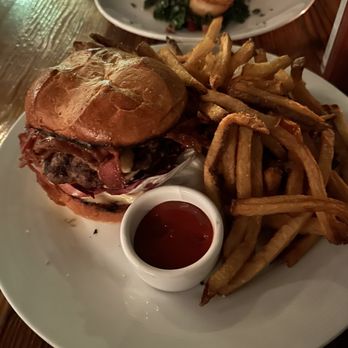 PURPLE CAFÉ AND WINE BAR - Updated 2024 - 2586 Photos & 2871 Reviews ...