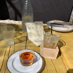 TRAD ROOM - Updated March 2025 - 367 Photos & 208 Reviews - 266 Malcolm ...