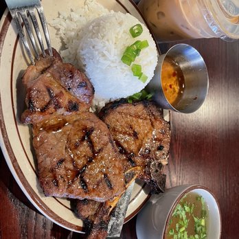 PHO 83 - Updated December 2025 - 160 Photos & 201 Reviews - 1141 ...