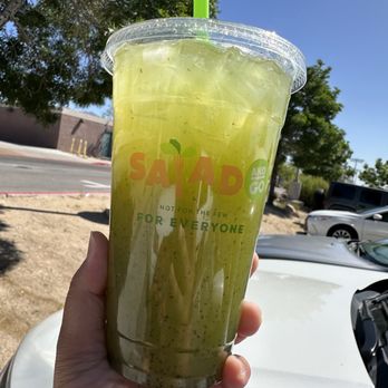 SALAD AND GO - Updated May 2024 - 57 Photos & 81 Reviews - 2323 S ...
