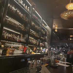 DEAD LINE - 450 Photos & 386 Reviews - 114 1st Ave S, Seattle ...