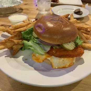 BREWERS RESTAURANT AND SPORTS BAR - Updated December 2025 - 39 Photos ...