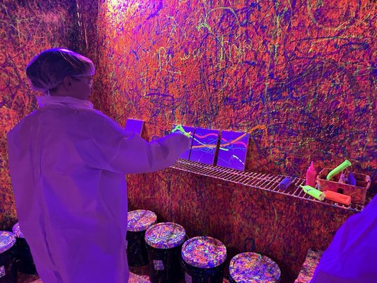 SPLATTER PAINTS - Updated January 2026 - 1201 S Robert St, West Saint ...