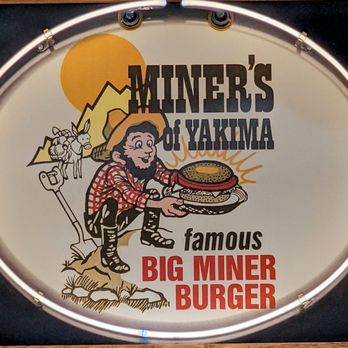MINER’S DRIVE-IN RESTAURANT - Updated June 2024 - 413 Photos & 661 ...
