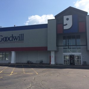 MENARDS - Updated February 2025 - 13 Reviews - 2001 Jerome St, Antigo ...