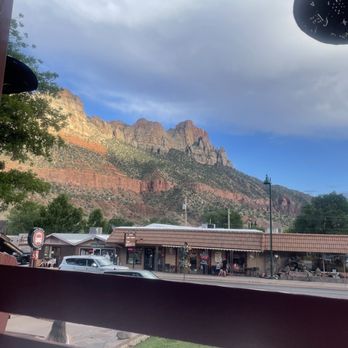 ZION PIZZA & NOODLE - Updated July 2024 - 804 Photos & 1149 Reviews ...