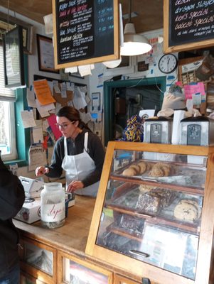 PICKLE BARREL - 49 Photos & 137 Reviews - 809 W College St, Bozeman ...