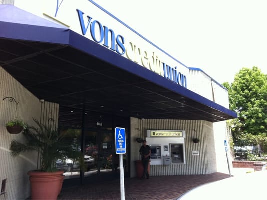 VONS CREDIT UNION - Updated August 2024 - 28 Photos & 95 Reviews - 4455 ...