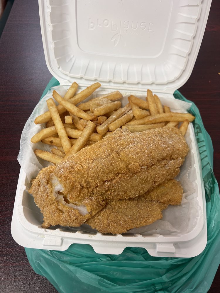 AMERICAN FISH AND CHICKEN - Updated October 2024 - 227 E Baltimore St ...