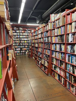 RECYCLE BOOKSTORE - Updated October 2024 - 216 Photos & 305 Reviews ...