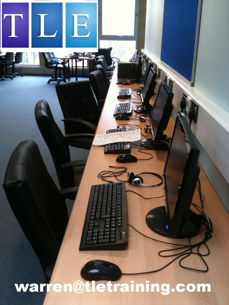 TLE LEARNDIRECT ROMFORD LIBRARY - St Edward's Way, London, United ...