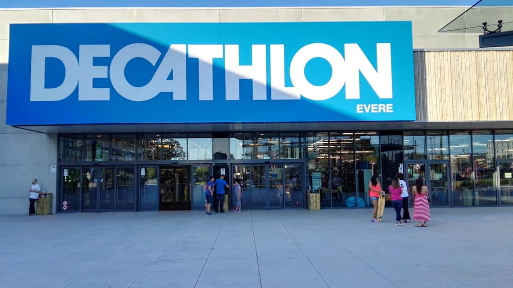DECATHLON - Updated July 2025 - Jules Bordetlaan, Evere, Région de ...