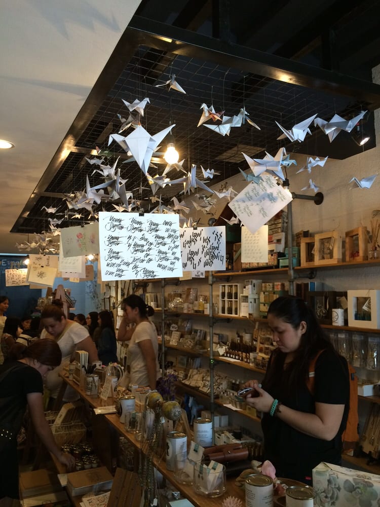 THE COMMON ROOM - Updated January 2026 - 325 De La Rosa Street ...