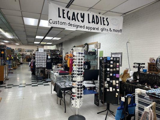 LEGACY LADIES CUSTOM DESIGN - 4020 Pleasant Ave, Hamilton, Ohio - Gift ...