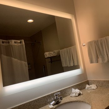 HOLIDAY INN EXPRESS & SUITES TEHACHAPI HWY 58/MILL ST - Updated ...