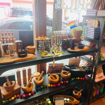 WORLD SPICE - Updated December 2025 - 98 Photos & 142 Reviews - 1509 ...