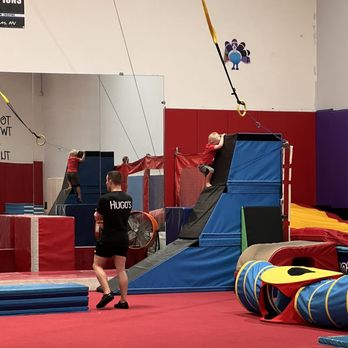 HUGO’S GYMFITNESS - Updated July 2025 - 51 Photos & 98 Reviews - 21107 ...