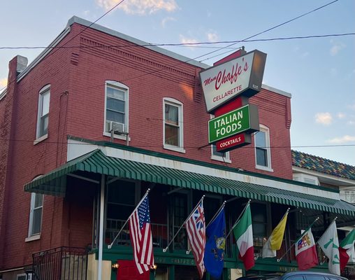 MOM CHAFFE’S CELLARETTE - Updated December 2025 - 62 Photos & 165 ...