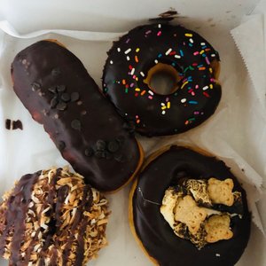URBAN DONUT - 253 Photos & 127 Reviews - Donuts - 2805 Allen St, Dallas ...