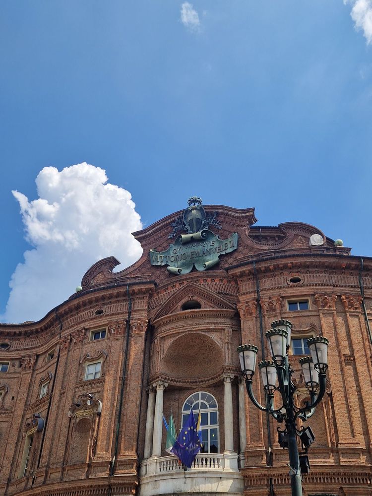 PIAZZA CARIGNANO - Piazza Carignano, Torino, Italy - Public Plazas - Yelp