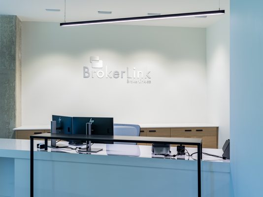 BROKERLINK - Updated December 2025 - 10 Photos - 100-1201 Glenmore ...