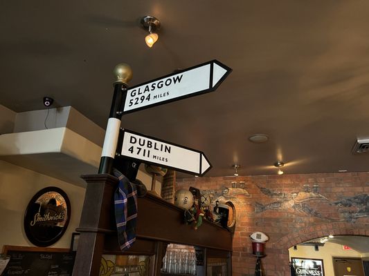 TWO FOOLS TAVERN - 673 Photos & 696 Reviews - 3211 Central Ave NE ...