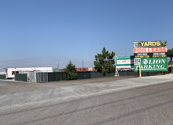 LION PARKING - Updated December 2025 - 22 Photos & 139 Reviews - 2739 ...